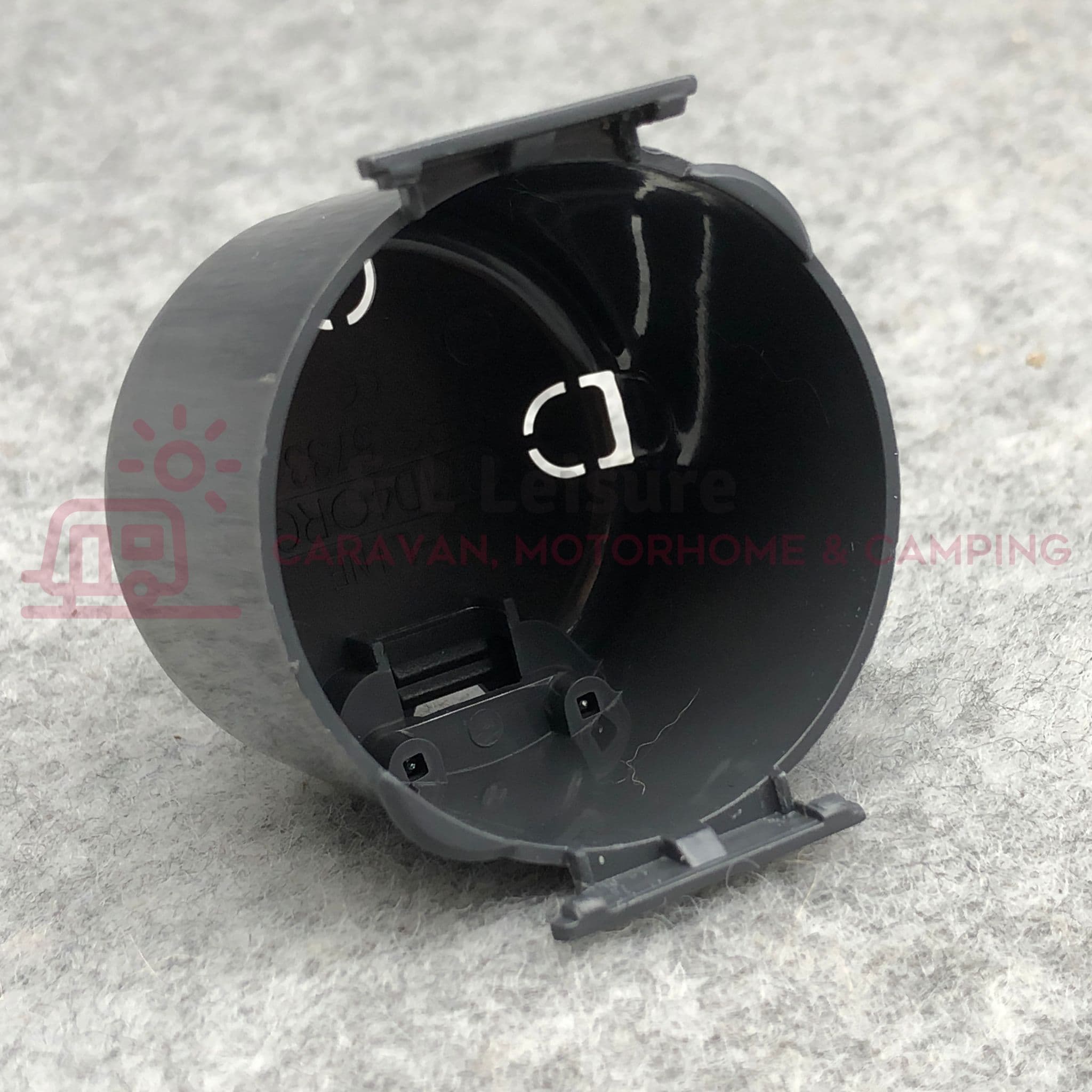 CBE C-Line 13a - 240v 1-Way Socket Faceplate & Back Box Gloss Black ...